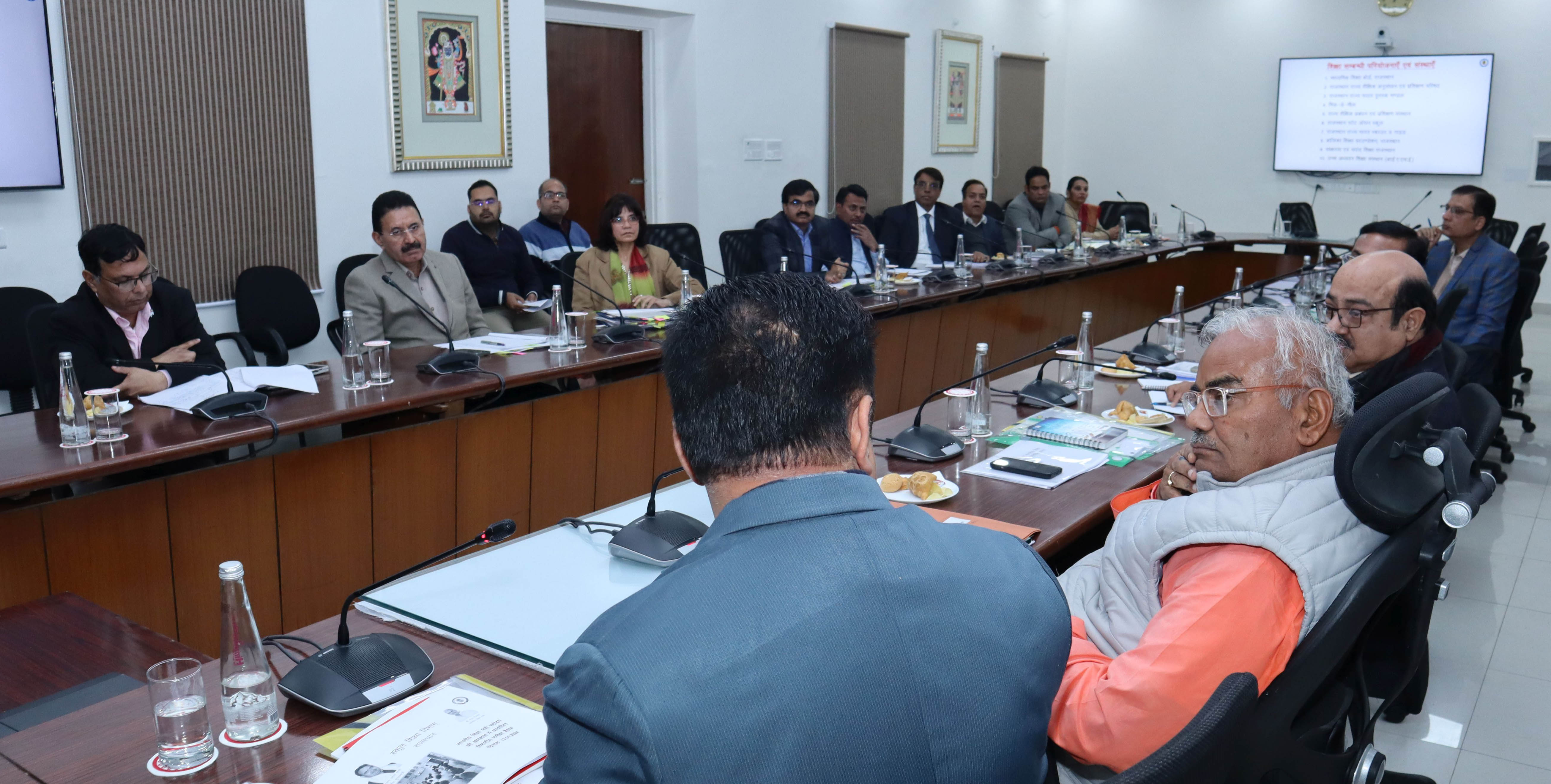 Shave the future of students with new technology and values in school ...