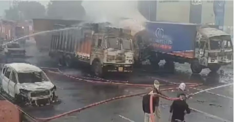 After a fierce collision between an LPG truck and a CNG truck in Jaipur ...