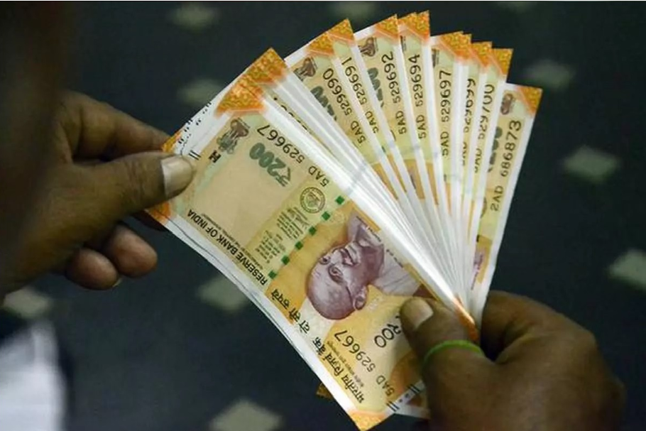 RBI will soon issue new ₹ 100 and ₹ 200 notes, know the update for old ...
